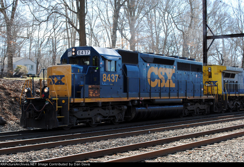 CSX SD40-2 8437 leads Q418-10